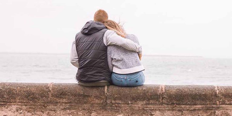 15 types of hugs and their meanings that will surprise you - KENYAN MOVES