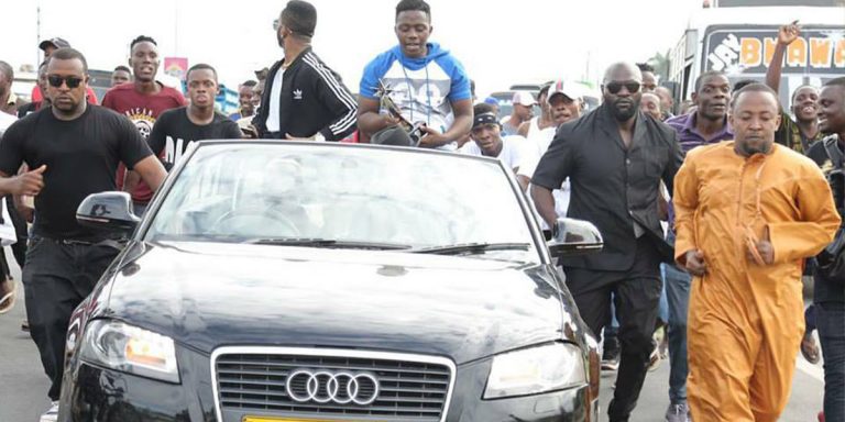 Rayvanny biography, age, family, education, career, songs, wife, child ...